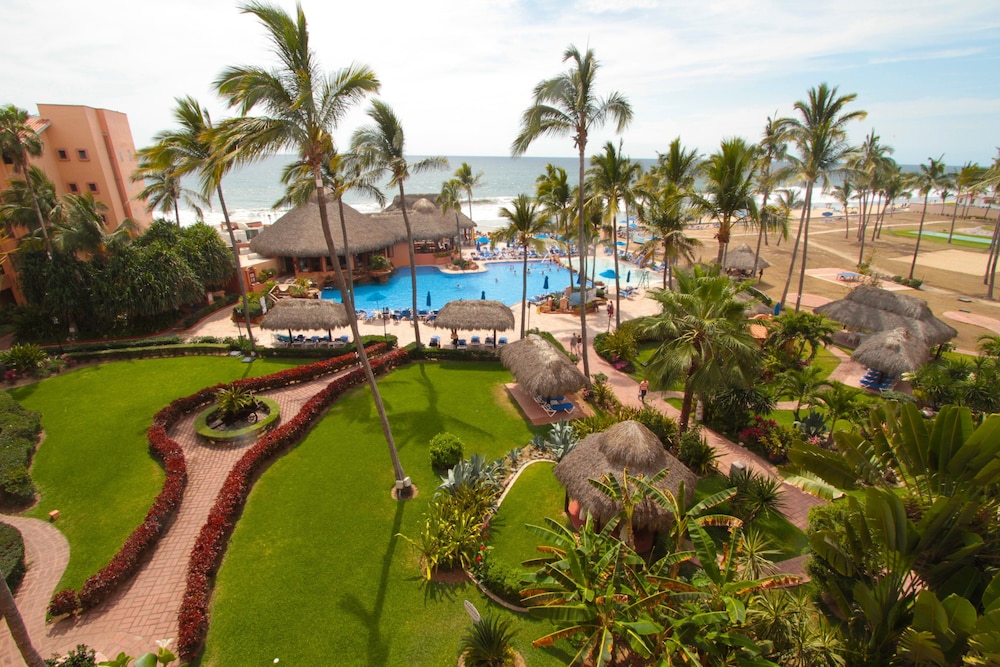 Torres Mazatlan Condominiums in Mazatlán | Best Rates & Deals on Orbitz