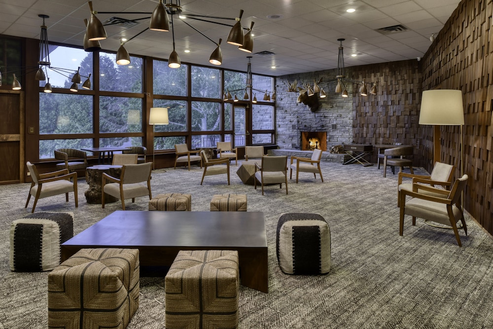 Roaring Brook Ranch Resort in Lake George | Best Rates & Deals on Orbitz