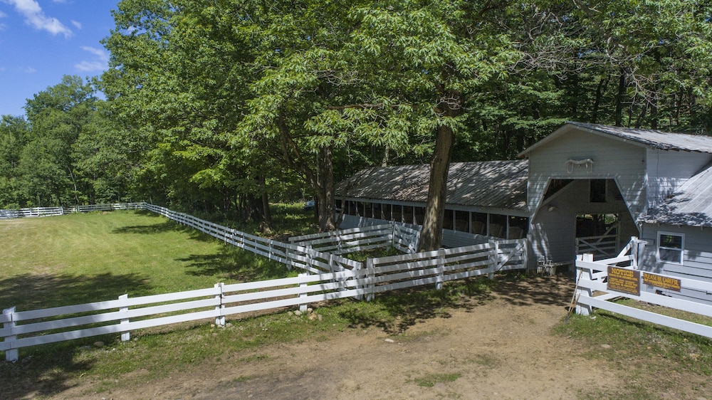 Roaring Brook Ranch Resort, Lake George: Room Prices & Reviews ...