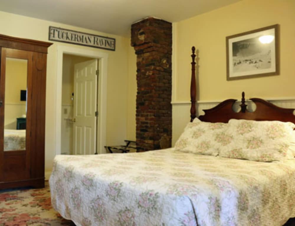 Kearsarge Inn in North Conway | Best Rates & Deals on Orbitz