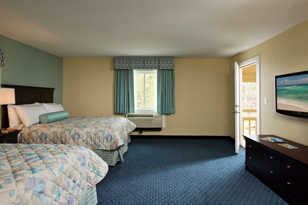 Wellfleet Motel and Lodge, Wellfleet: $89 Room Prices & Reviews ...