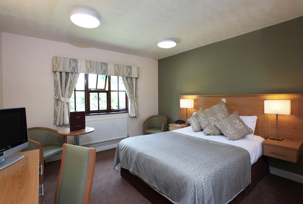 Best Western Plus Ullesthorpe Court Hotel & Golf Club, Lutterworth: $71 ...