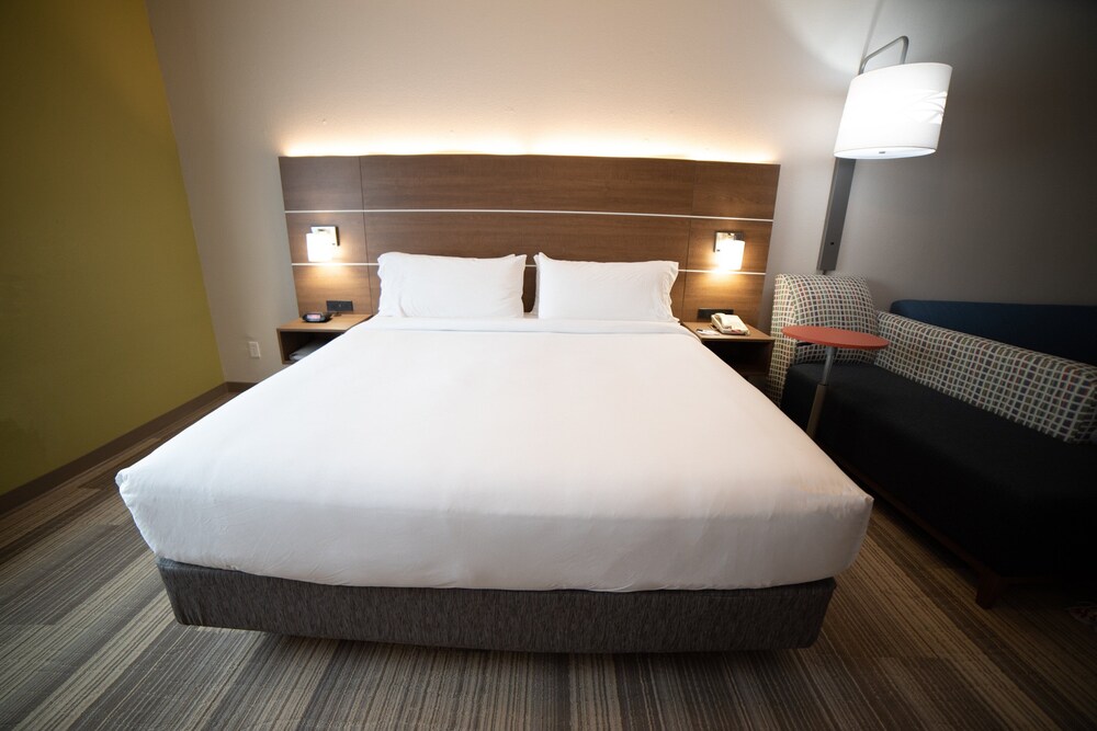 Holiday Inn Express Hotel & Suites South Padre Island, an IHG Hotel in ...