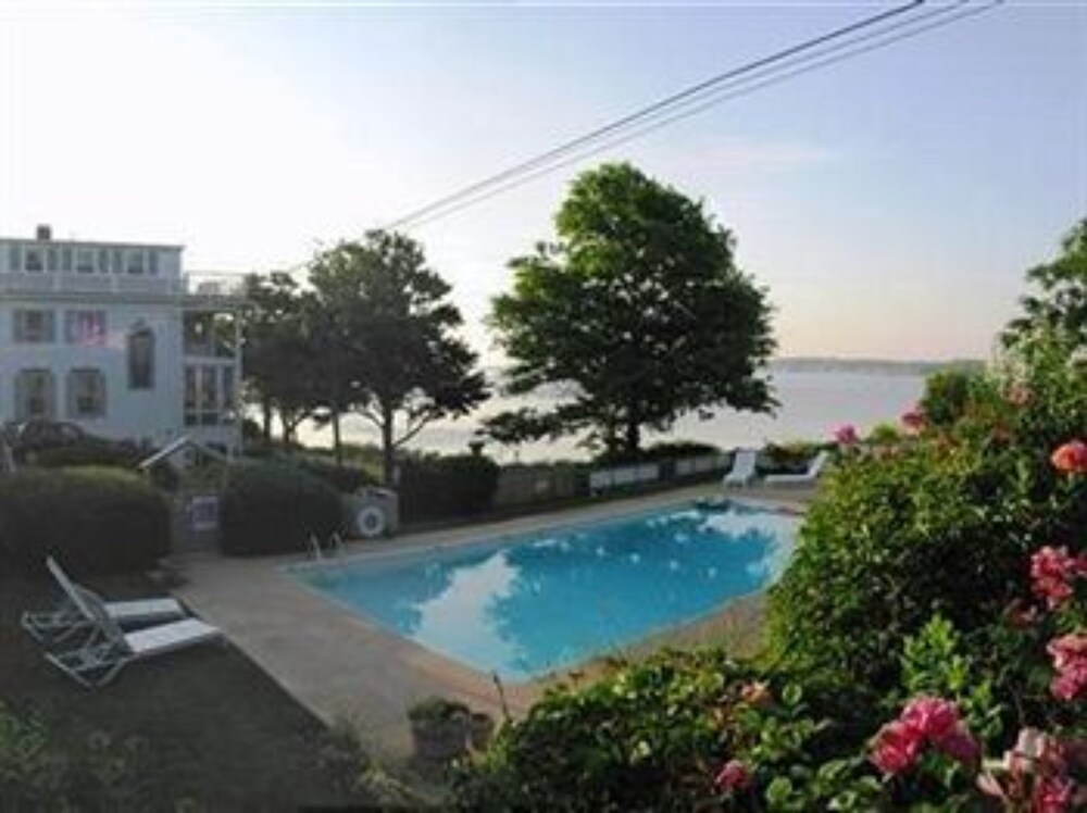 The Yankee Clipper Inn in Rockport | Best Rates & Deals on Orbitz