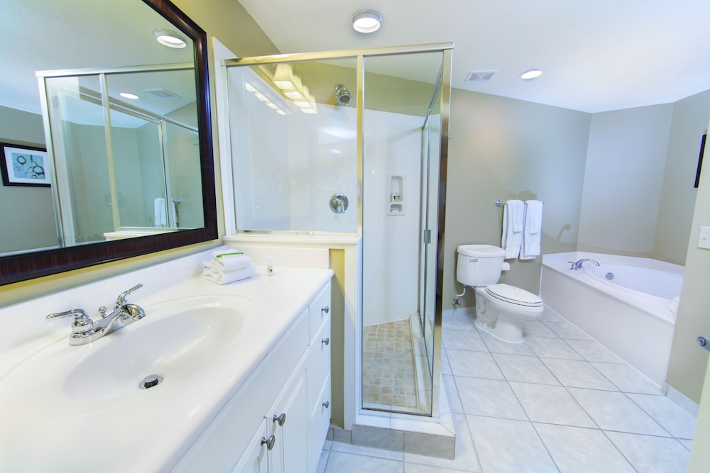 Holiday Inn Club Vacations Galveston Beach Resort, an IHG Hotel in ...