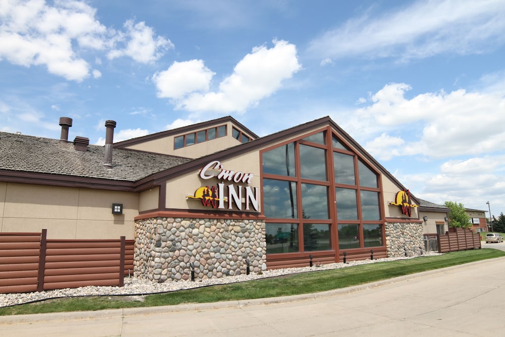 C'mon Inn Fargo, Fargo: $120 Room Prices & Reviews | Travelocity