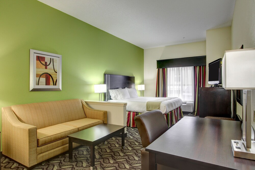 Holiday Inn Express Savannah South I-95 - Richmond, an IHG Hotel in ...