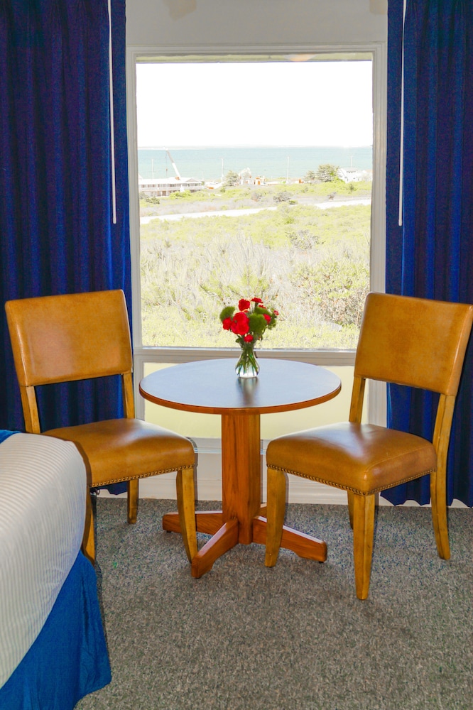 Dune Crest Hotel in North Truro | Best Rates & Deals on Orbitz