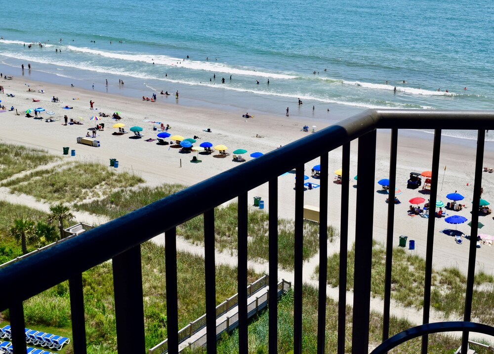Schooner II Beach and Racquet Club in Myrtle Beach | Best Rates & Deals ...