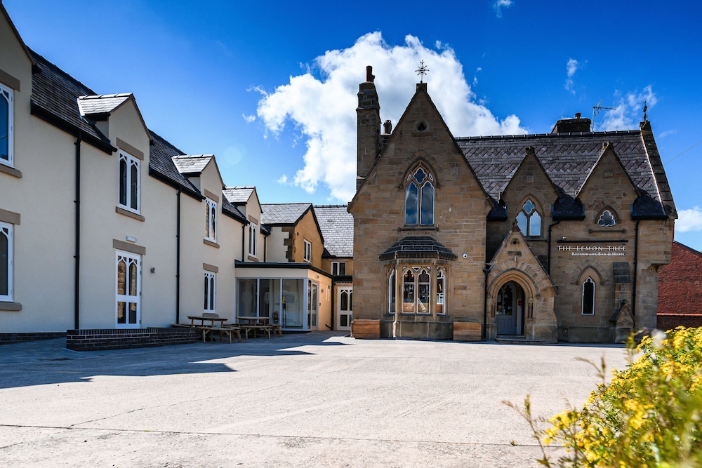 The Lemon Tree - Hotel: AU$115 Deals & Reviews (Wrexham, GBR) | Wotif