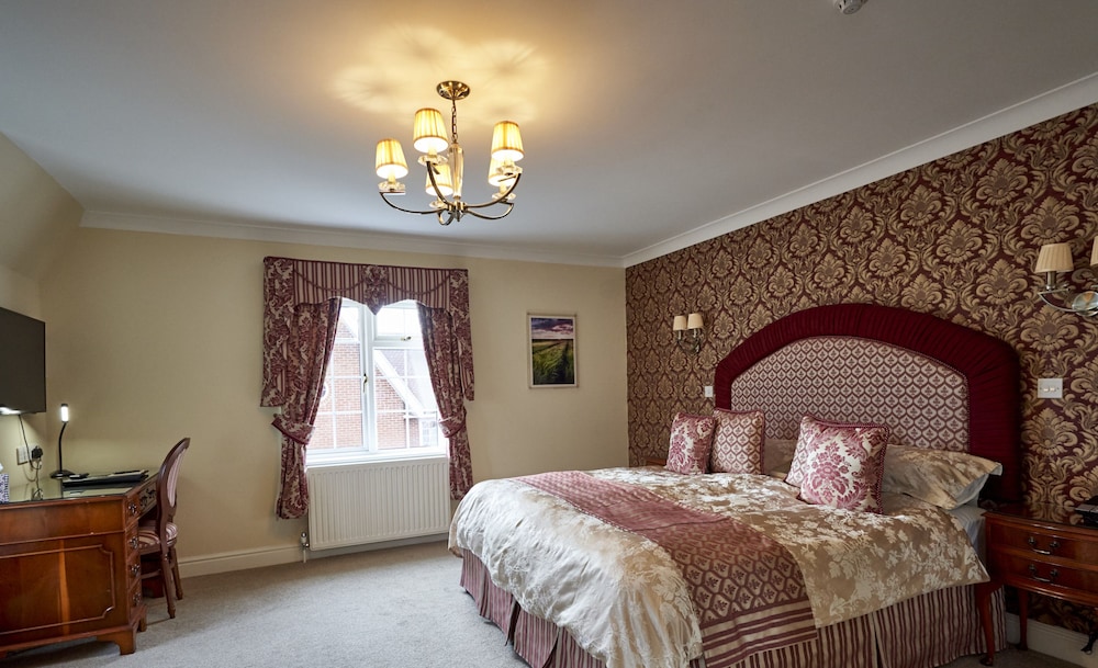 Hempstead House Hotel, Sittingbourne: $159 Room Prices & Reviews ...