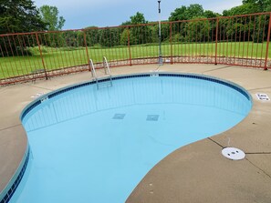 Book Don Q Inn in Dodgeville | Hotels.com