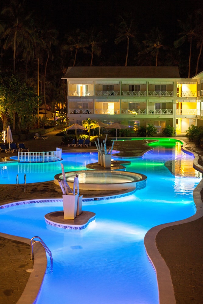 Vista Sol Punta Cana Beach Resort & Spa - All Inclusive in Punta Cana ...