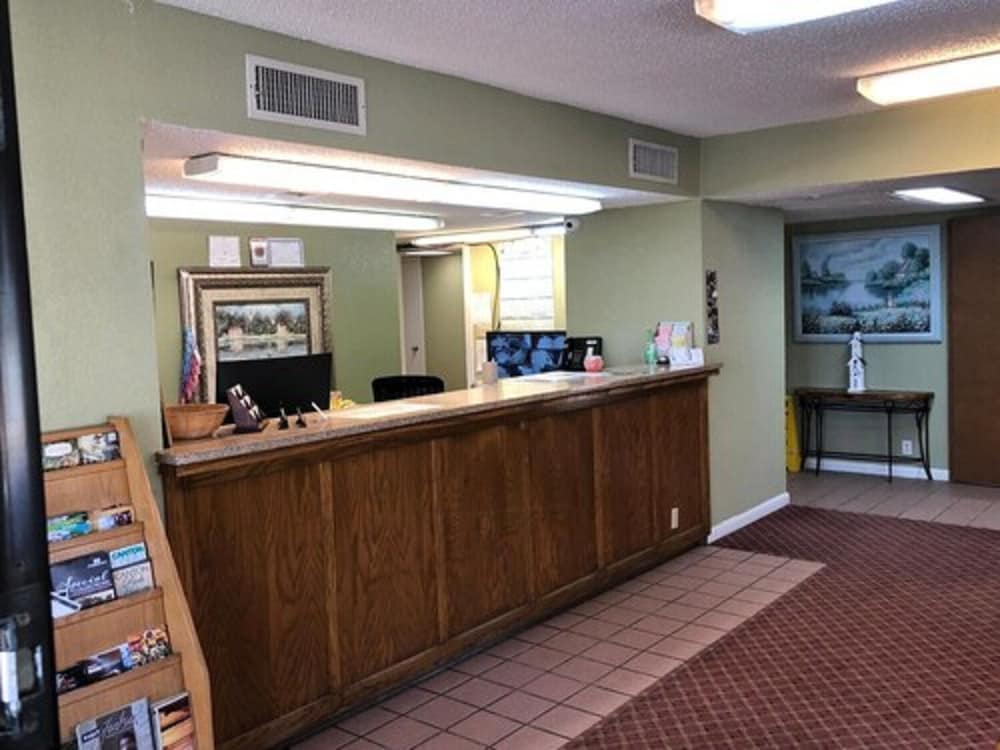 Delta Inn, West Helena: $61 Room Prices & Reviews | Travelocity