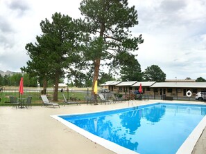 Book Estes Mountain Lodge in Estes Park | Hotels.com