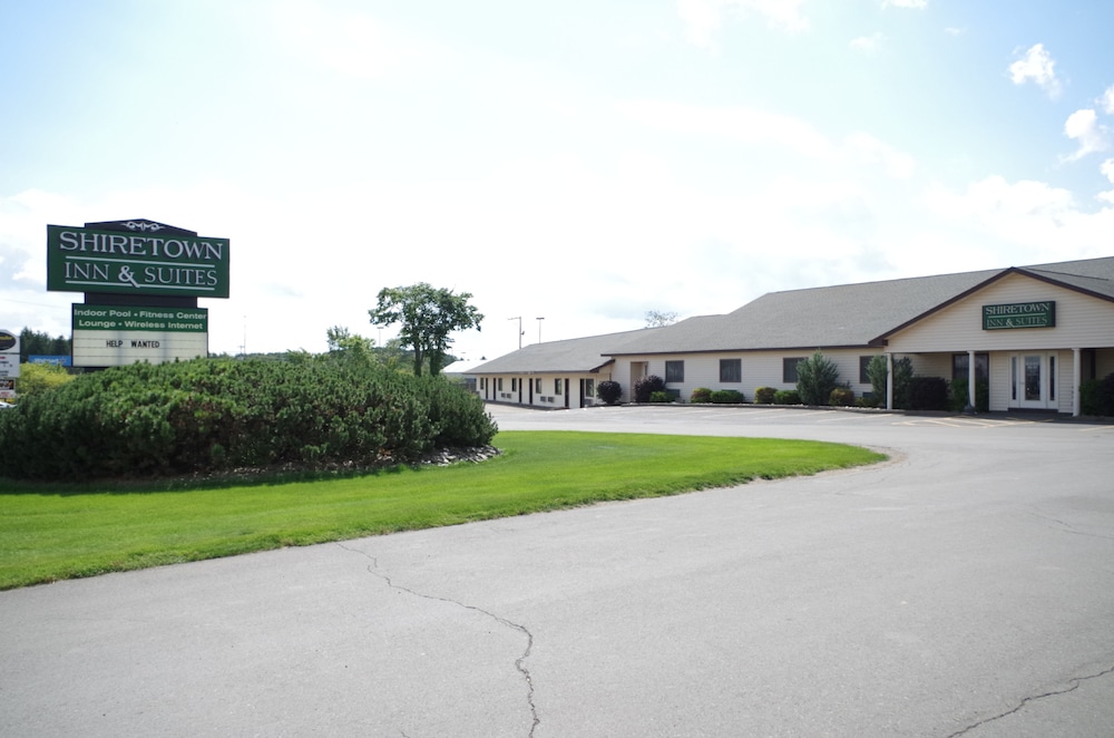 Shiretown Inn & Suites in Houlton | Best Rates & Deals on Orbitz