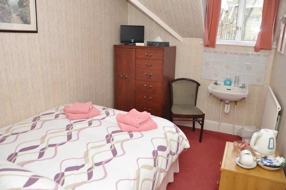 Chandos Premier Hotel Folkestone - Channel Tunnel: AU$122 Deals ...