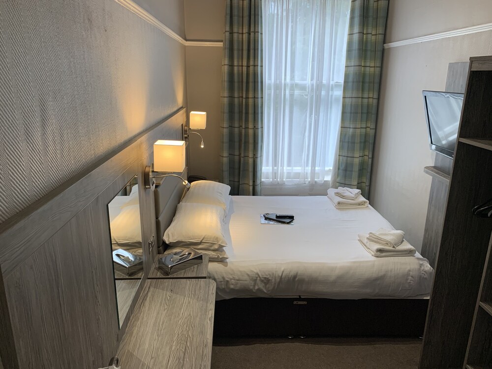 Hedley House Hotel, York: $106 Room Prices & Reviews | Travelocity