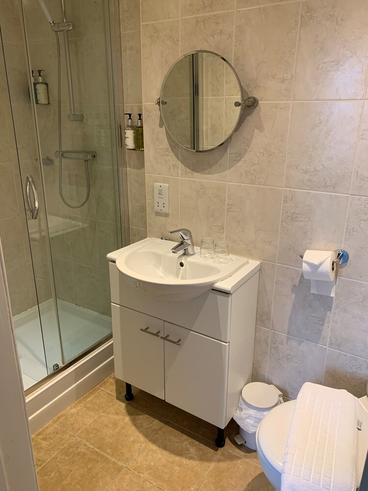 Hedley House Hotel, York: $105 Room Prices & Reviews | Travelocity