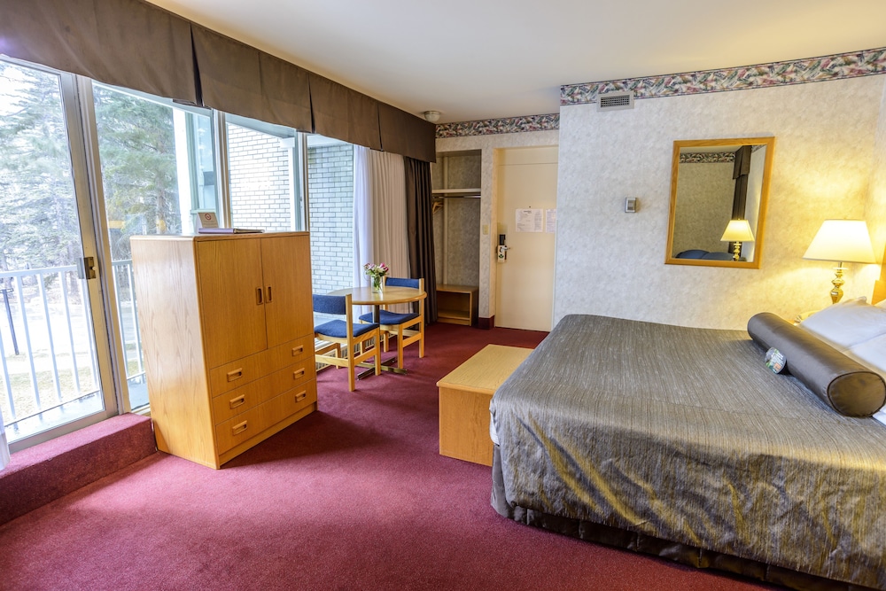 Bow View Lodge in Banff | Best Rates & Deals on Orbitz