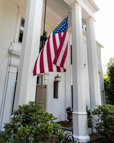Crabtree's Kittle House Restaurant & Inn in Chappaqua | Best Rates ...