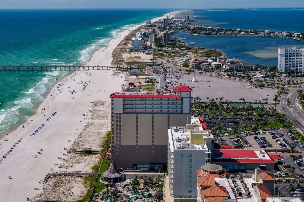 Emerald Isle in Pensacola Beach | Best Rates & Deals on Orbitz