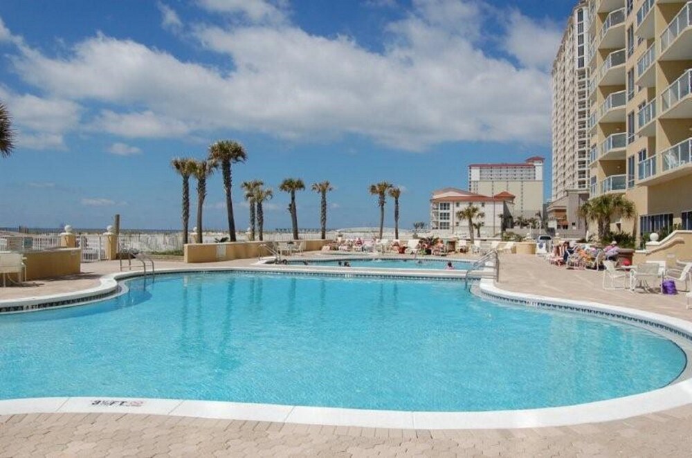 Emerald Isle in Pensacola Beach | Best Rates & Deals on Orbitz