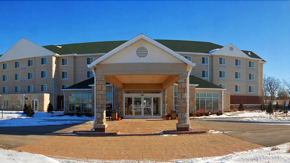 Hilton Garden Inn Omaha West, Omaha - Room Prices & Reviews | Travelocity