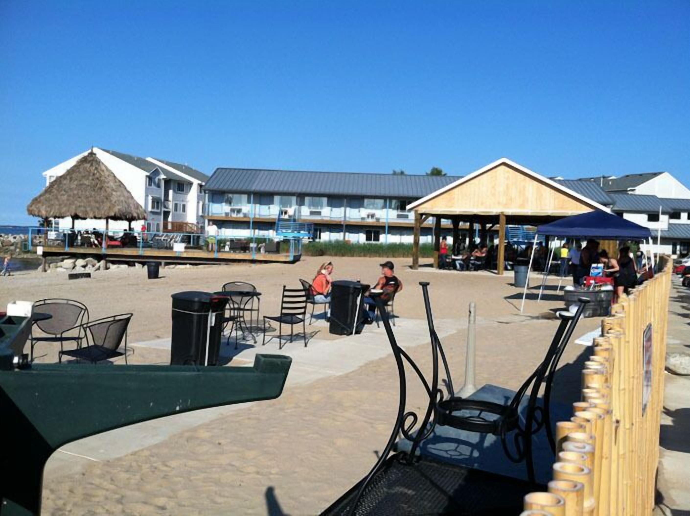 Beachfront Resort in Port Clinton, OH | Expedia