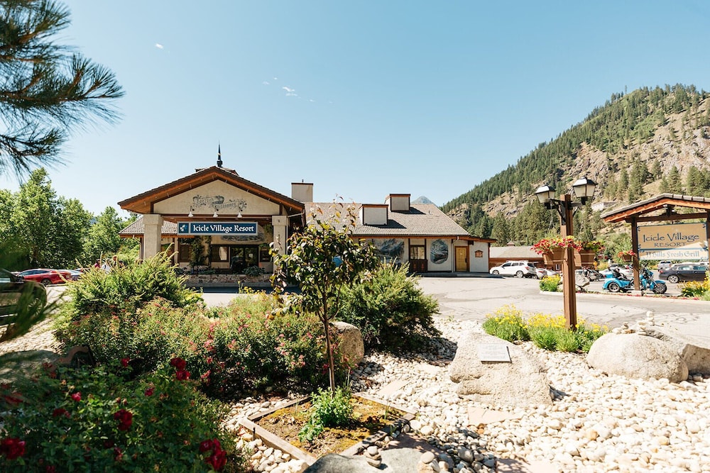 Top Hotels in Wenatchee, WA from $58 | Expedia