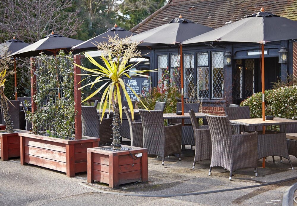 The Ely Hotel by Greene King Inns: AU$105 Deals & Reviews (Camberley ...