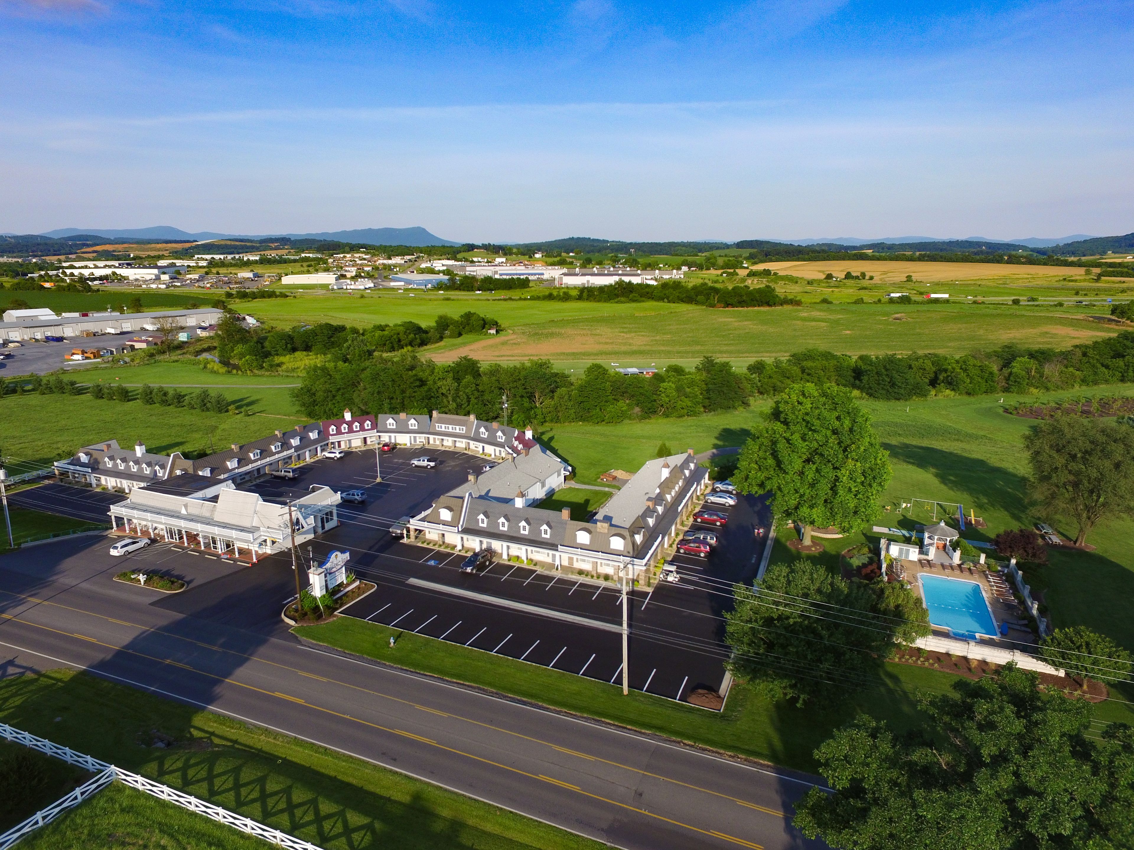 The Village Inn Harrisonburg in Harrisonburg, VA | Expedia