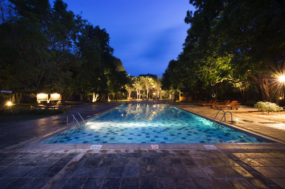 Hotel Sigiriya, Sigiriya: $116 Room Prices & Reviews | Travelocity