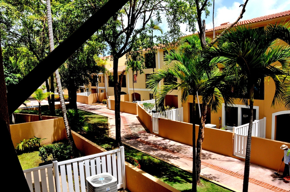 Park Royal Homestay Club Cala Puerto Rico, Humacao: $171 Room Prices ...