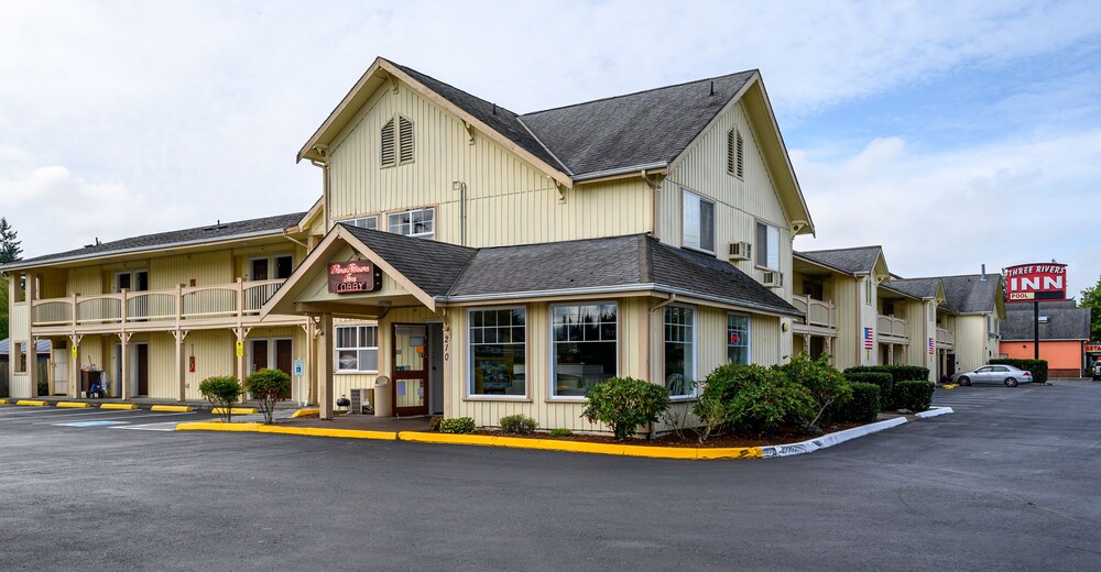 Three Rivers Inn in Sedro-Woolley | Best Rates & Deals on Orbitz