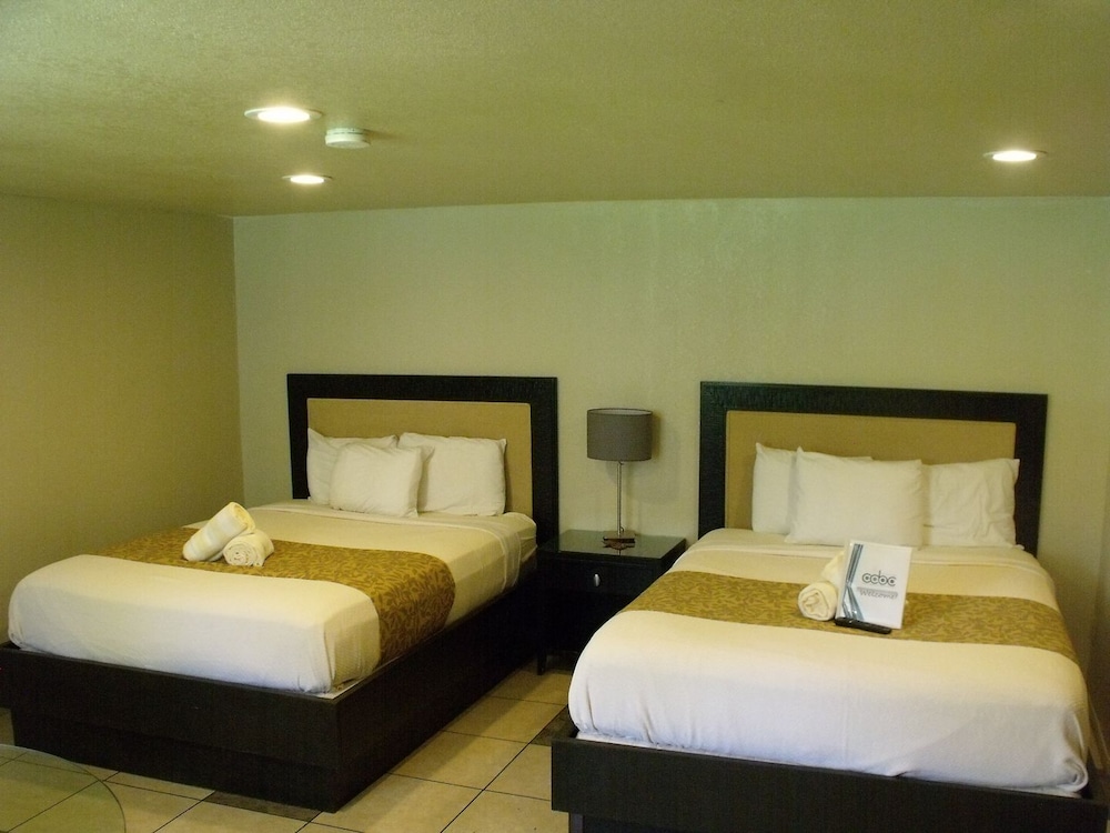 CCBC Resort Hotel - A Gay Men's Resort, Cathedral City: $275 Room ...