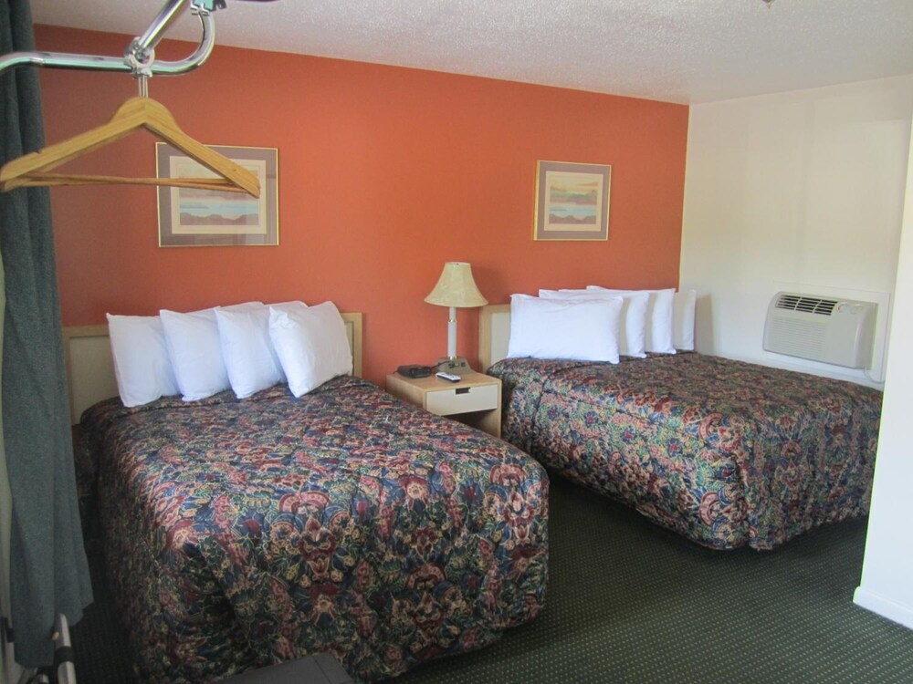 Best Way Inn: AU$119 Deals & Reviews (Rockfall, USA) | Wotif