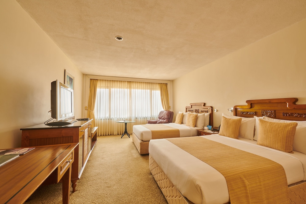 Galadari Hotel, Colombo: Room Prices & Reviews | Travelocity