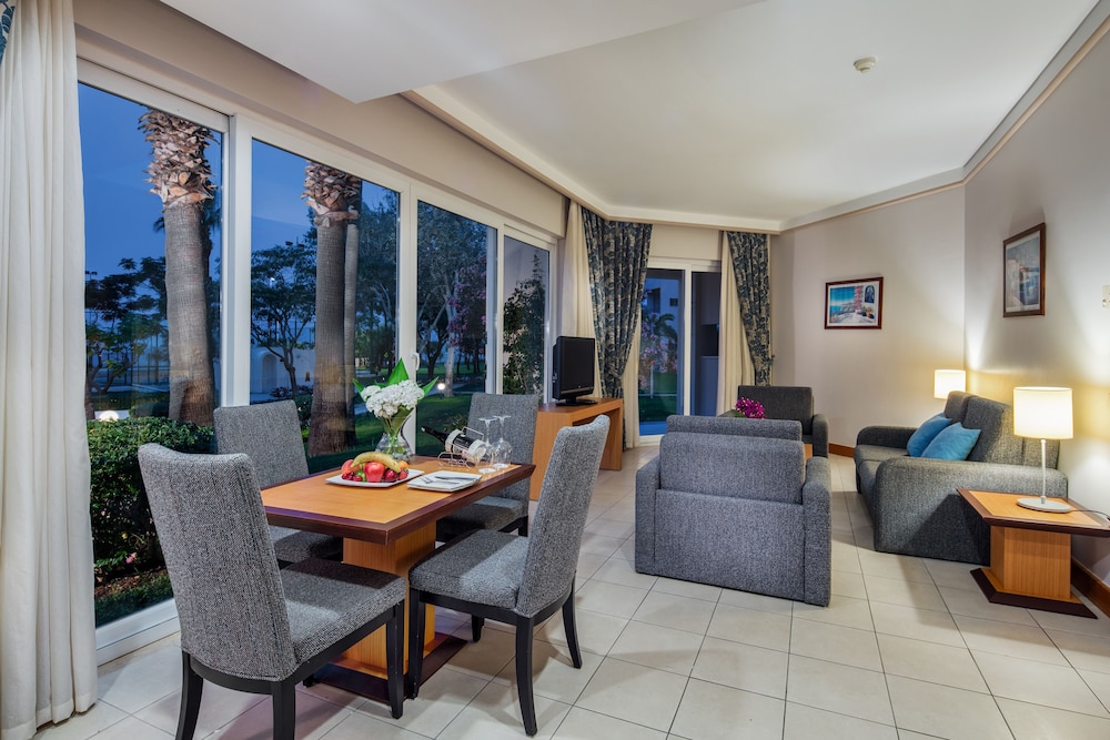 LABRANDA Alantur Resort - All Inclusive in Alanya | Best Rates & Deals ...