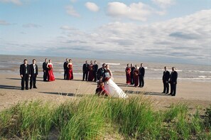 Lighthouse Inn in Two Rivers, WI | Expedia