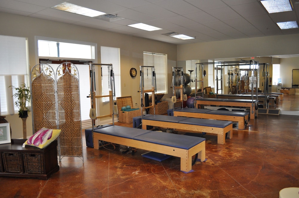 Carriage House Hotel: AU$271 Deals & Reviews (Lafayette, USA) | Wotif