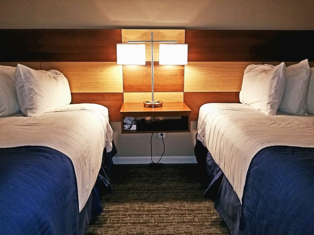 Hampton Village Inn in Hampton | Best Rates & Deals on Orbitz