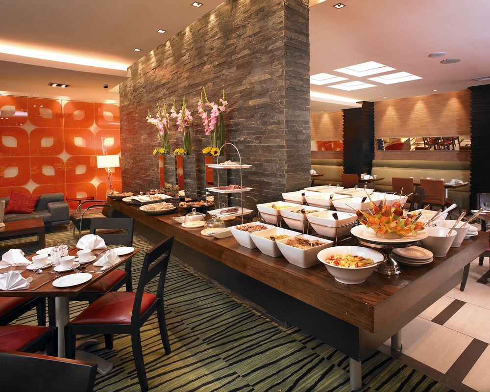 Southern Sun Newlands in Cape Town | Best Rates & Deals on Orbitz