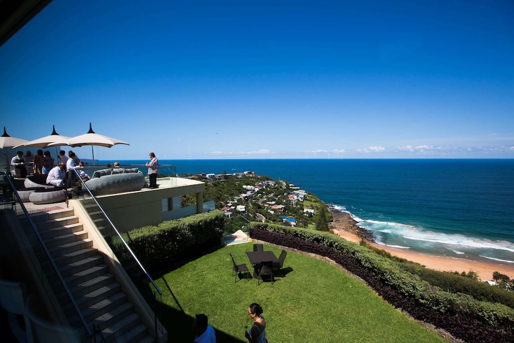 Jonahs Restaurant & Accommodation, Whale Beach Sydney, AUS - Best Price ...
