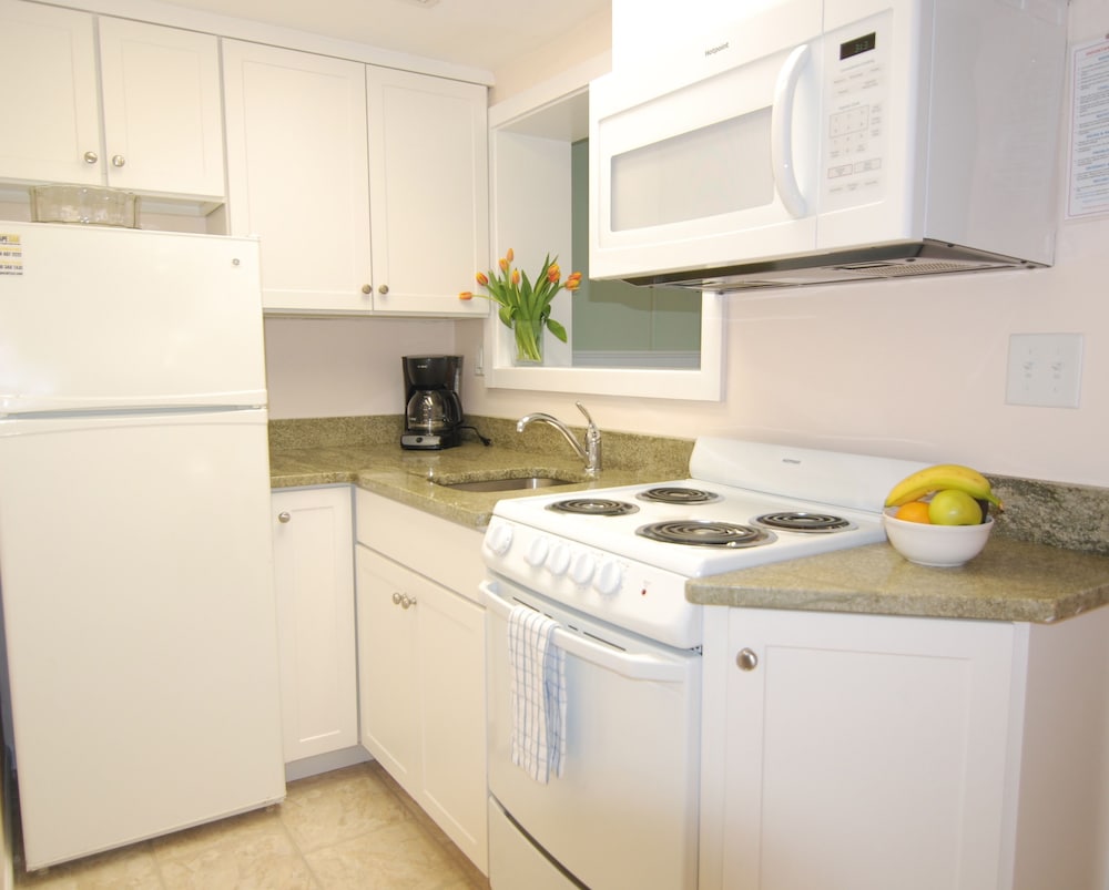 Sandcastle Resort and Club in Provincetown | Best Rates & Deals on Orbitz