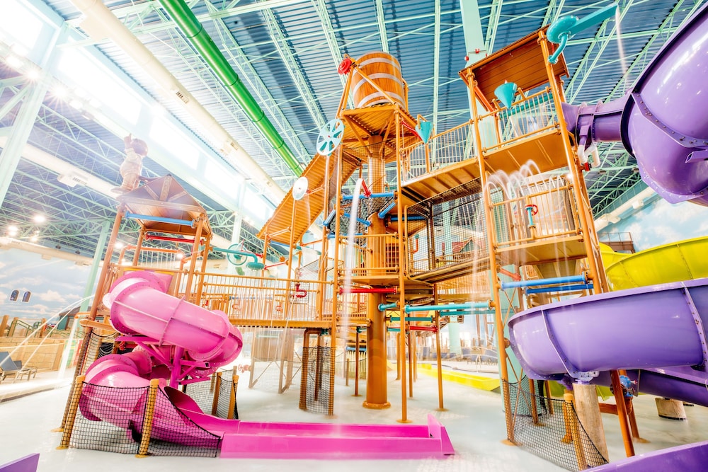 Great Wolf Lodge Illinois, Chicago: $170 Room Prices & Reviews ...