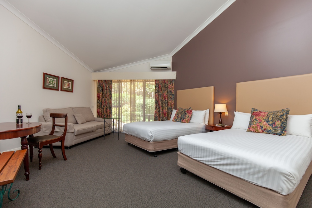 Mercure Hunter Valley Gardens in Pokolbin | Best Rates & Deals on Orbitz
