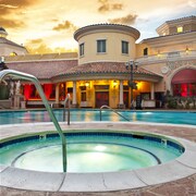 Peppermill Resort Spa Casino: 2018 Room Prices from $60, Deals ...