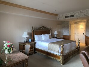Inn at Churon Winery: 2022 Room Prices, Deals & Reviews | Expedia.com