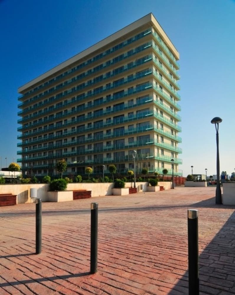 RED HOTEL ACCOMMODATION Reviews, Deals & Photos 2026 - vrbo.com
